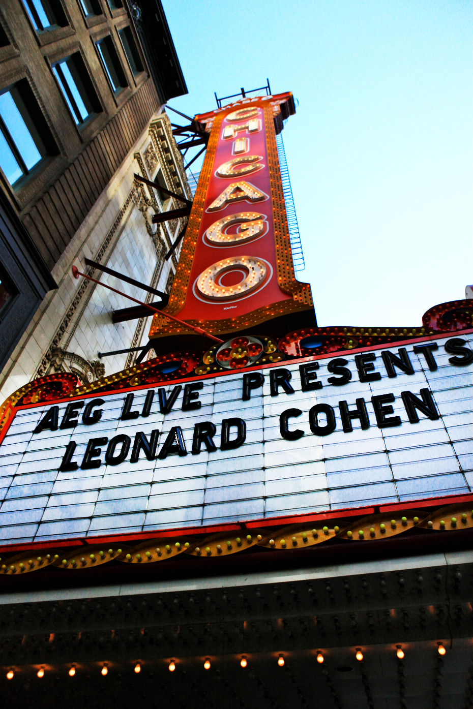 Not For The Vertiginous: Signs Of Leonard Cohen – Chicago 2013 ...