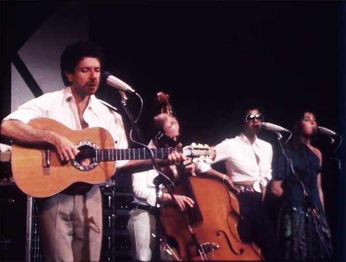 Video: Leonard Cohen Performs Hey, That's No Way To Say Goodbye On ...